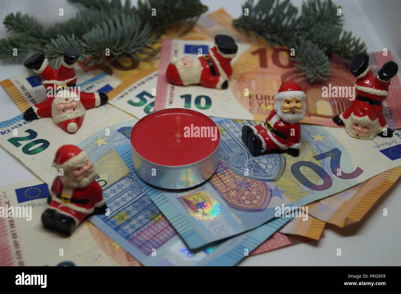 Payroll christmas hi-res stock photography and images - Alamy