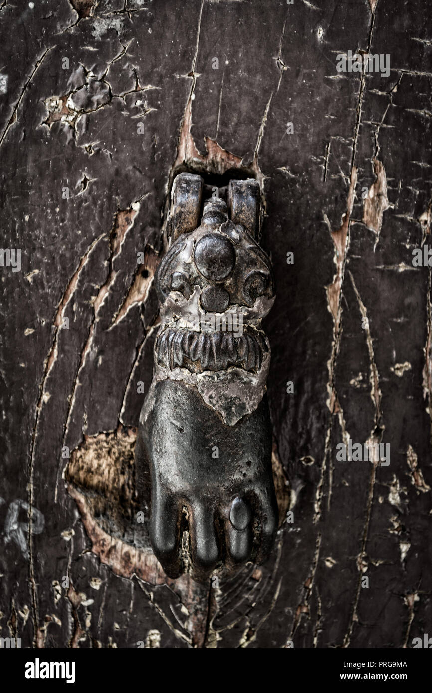 Hand shaped door handle hi-res stock photography and images - Alamy