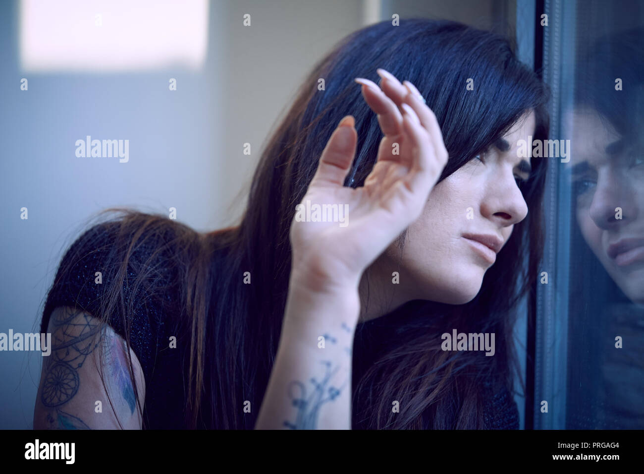 fearful woman, portrait Stock Photo - Alamy