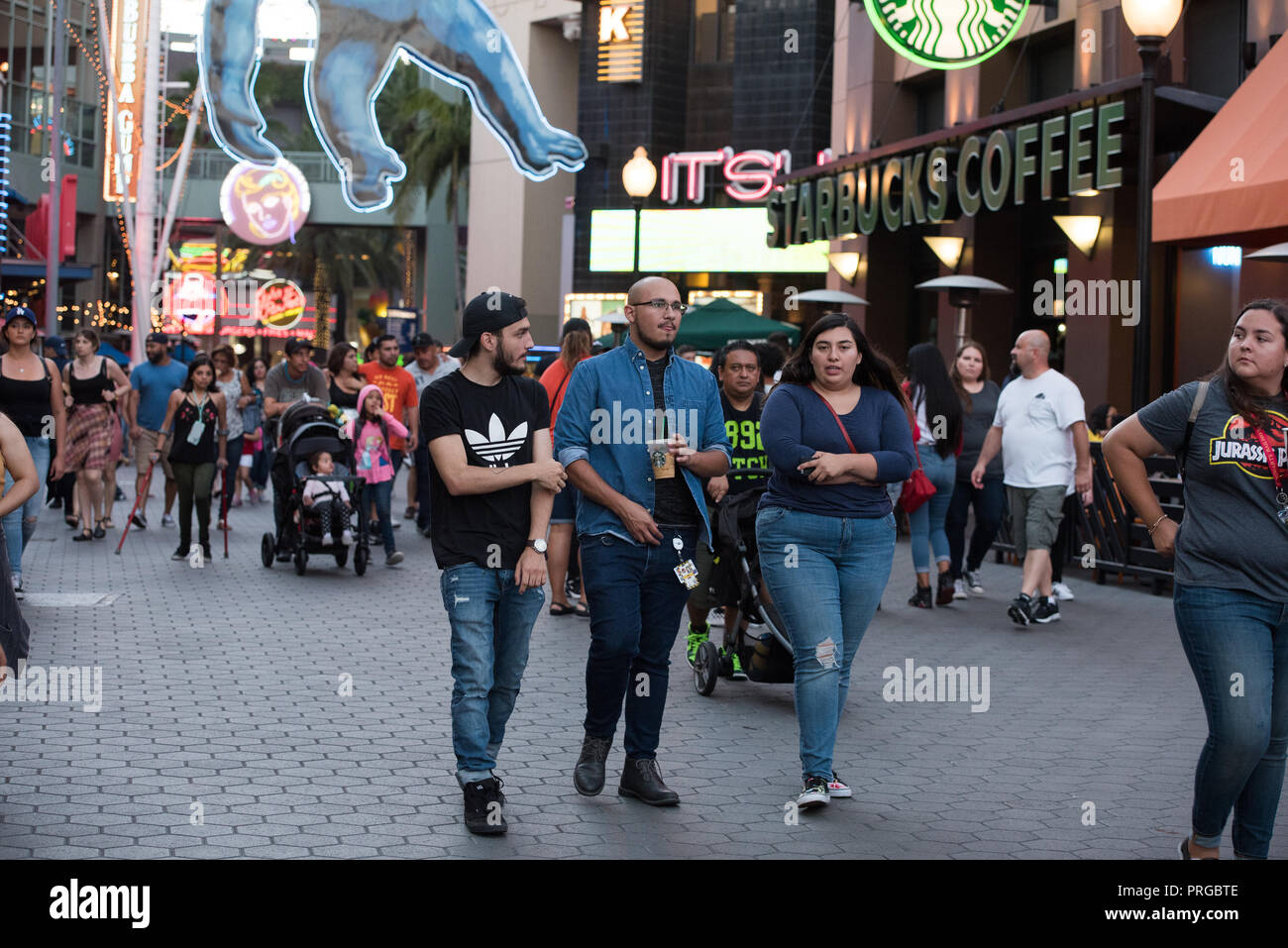 LOS ANGELES,CA - 9/9/2018: Universal city walk crowded with tourists ...