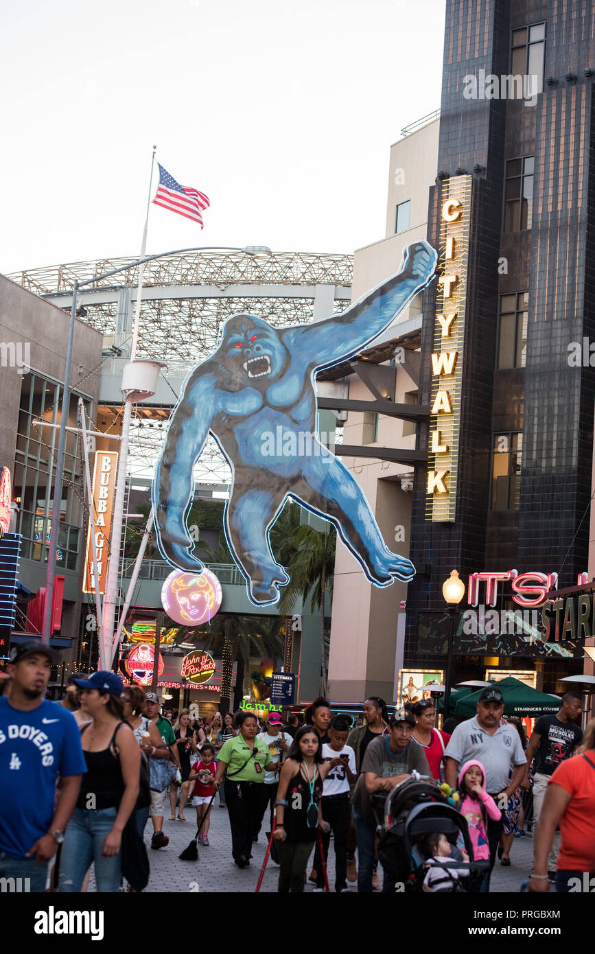 LOS ANGELES,CA - 9/9/2018: Universal city walk crowded with tourists ...