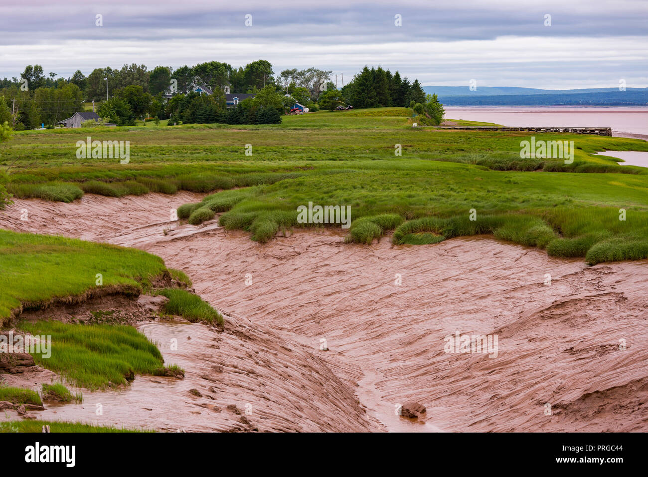 NOVA SCOTIA, CANADA - Bay of Fundy low tide Stock Photo - Alamy