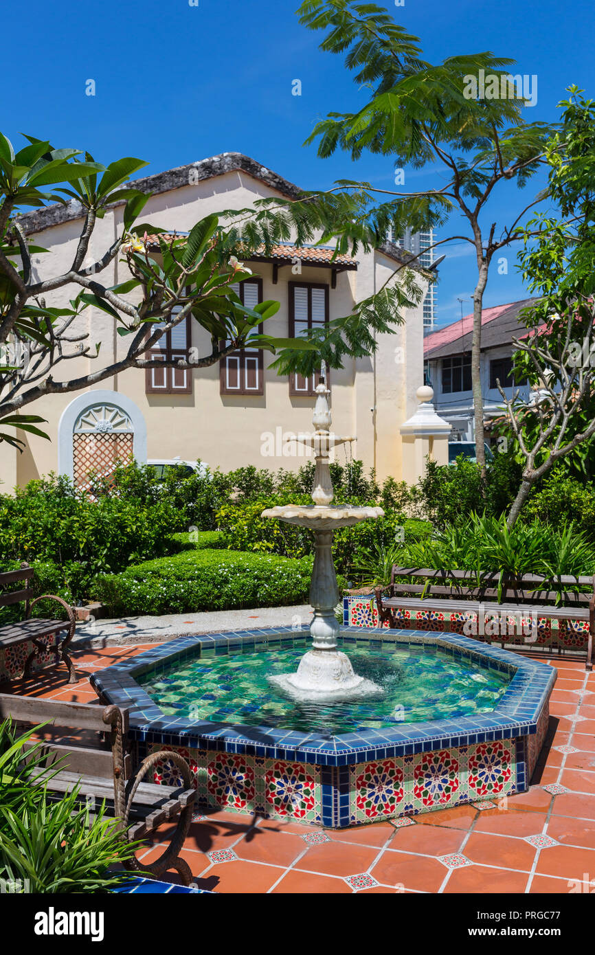 Little fountain hi-res stock photography and images - Alamy