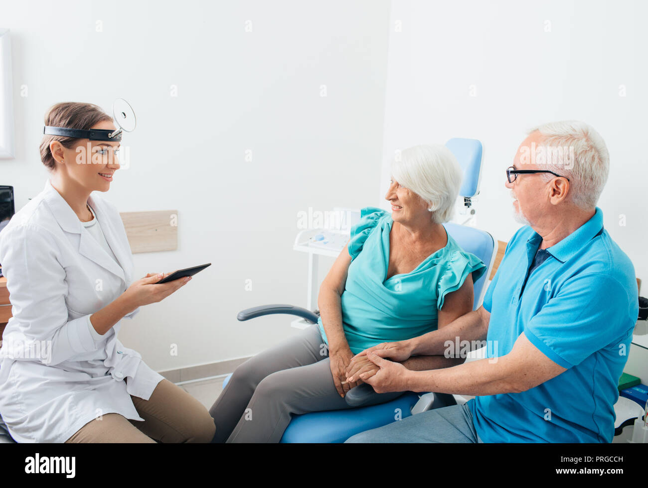 Woman doctor ent hi-res stock photography and images - Alamy