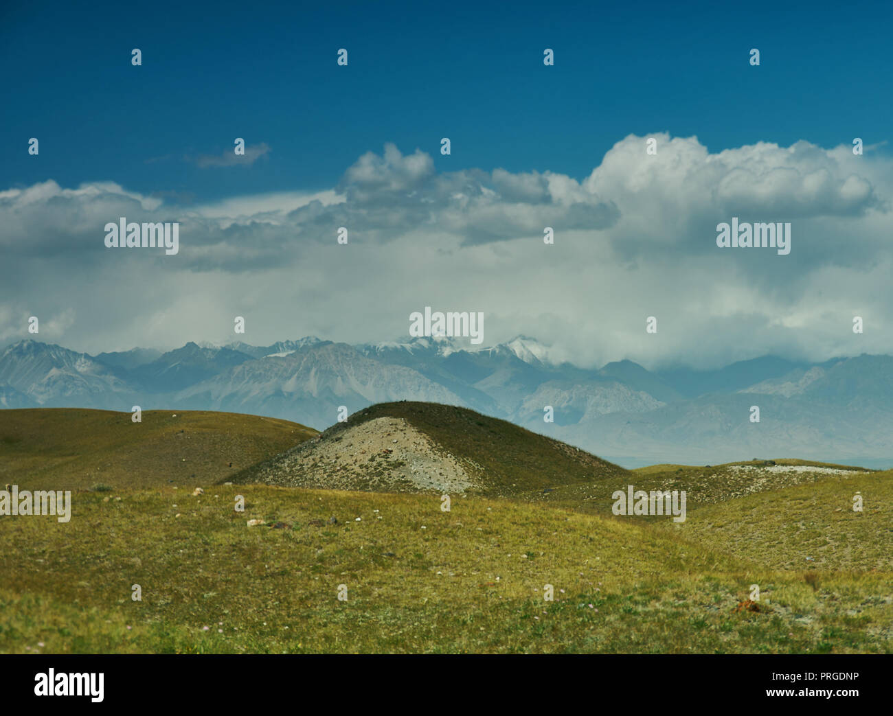 Alay Valley of Osh Region, Kyrgyzstan, Pamir mountains in Kyrgyzstan ...