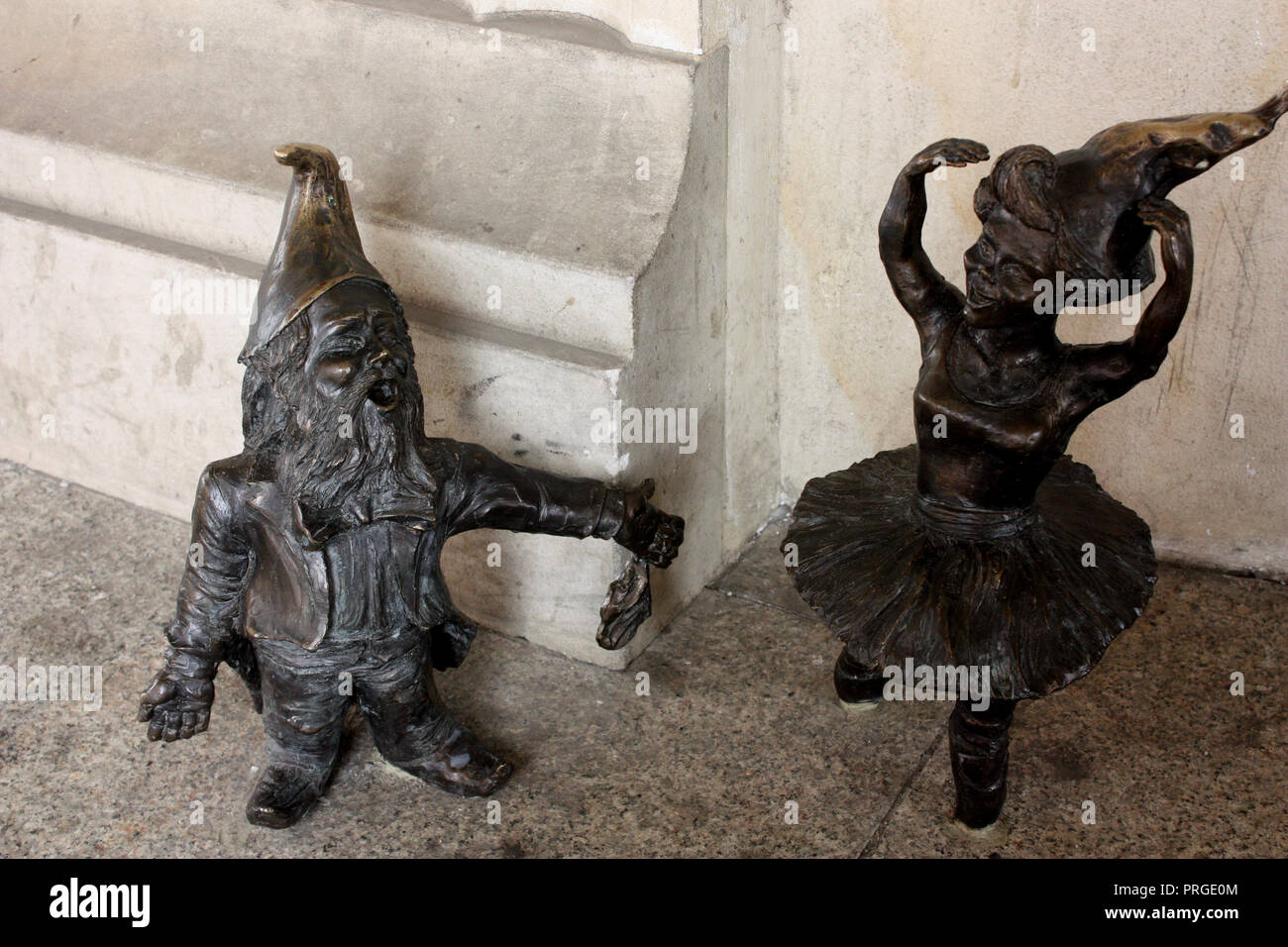 An opera singer dwarf and a ballet dancer dwarf outside the Opera House ...