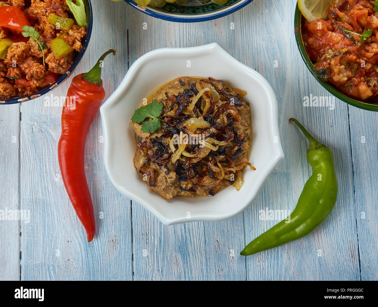 Pakistani haleem hi-res stock photography and images - Alamy