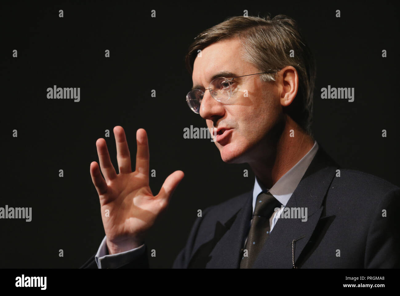 Rees mogg mp hi-res stock photography and images - Alamy