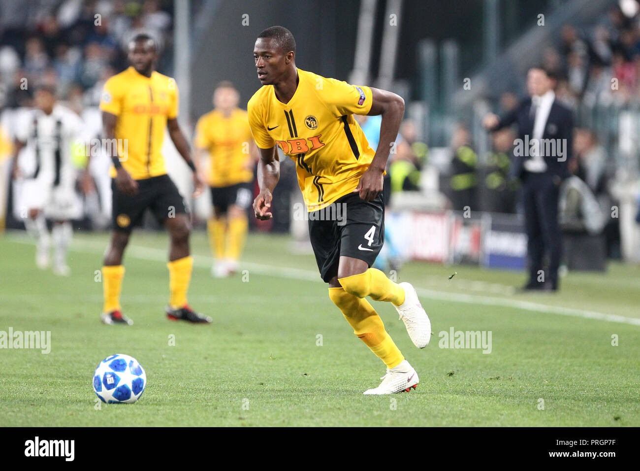 Ali mohamed champions league hi-res stock photography and images - Alamy