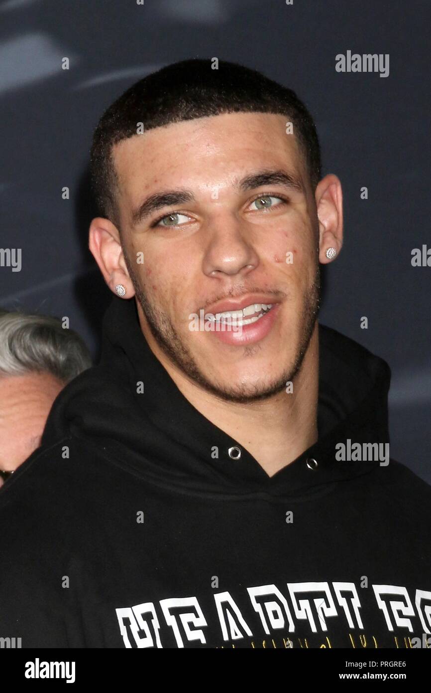 Los Angeles, CA, USA. 1st Oct, 2018. Lonzo Ball at arrivals for VENOM ...