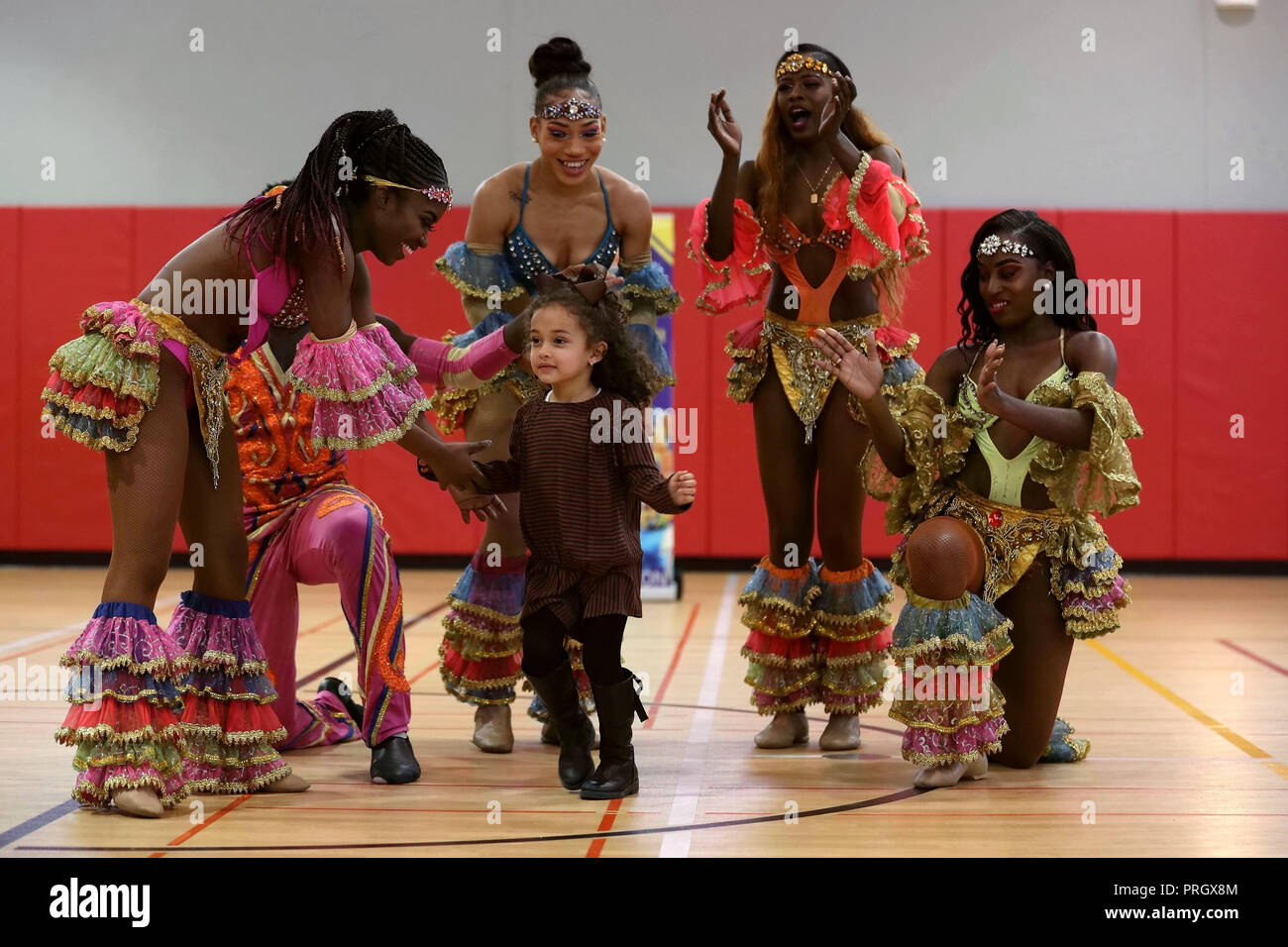 Chicago, USA. 2nd Oct, 2018. Actresses of the UniverSoul Circus ...