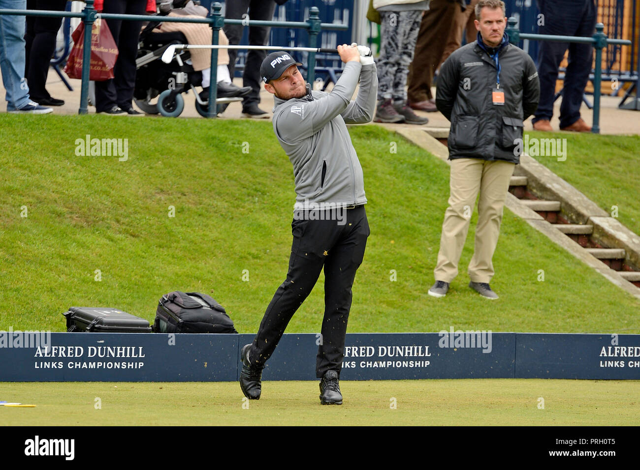 Top of the world golf course hi-res stock photography and images - Alamy