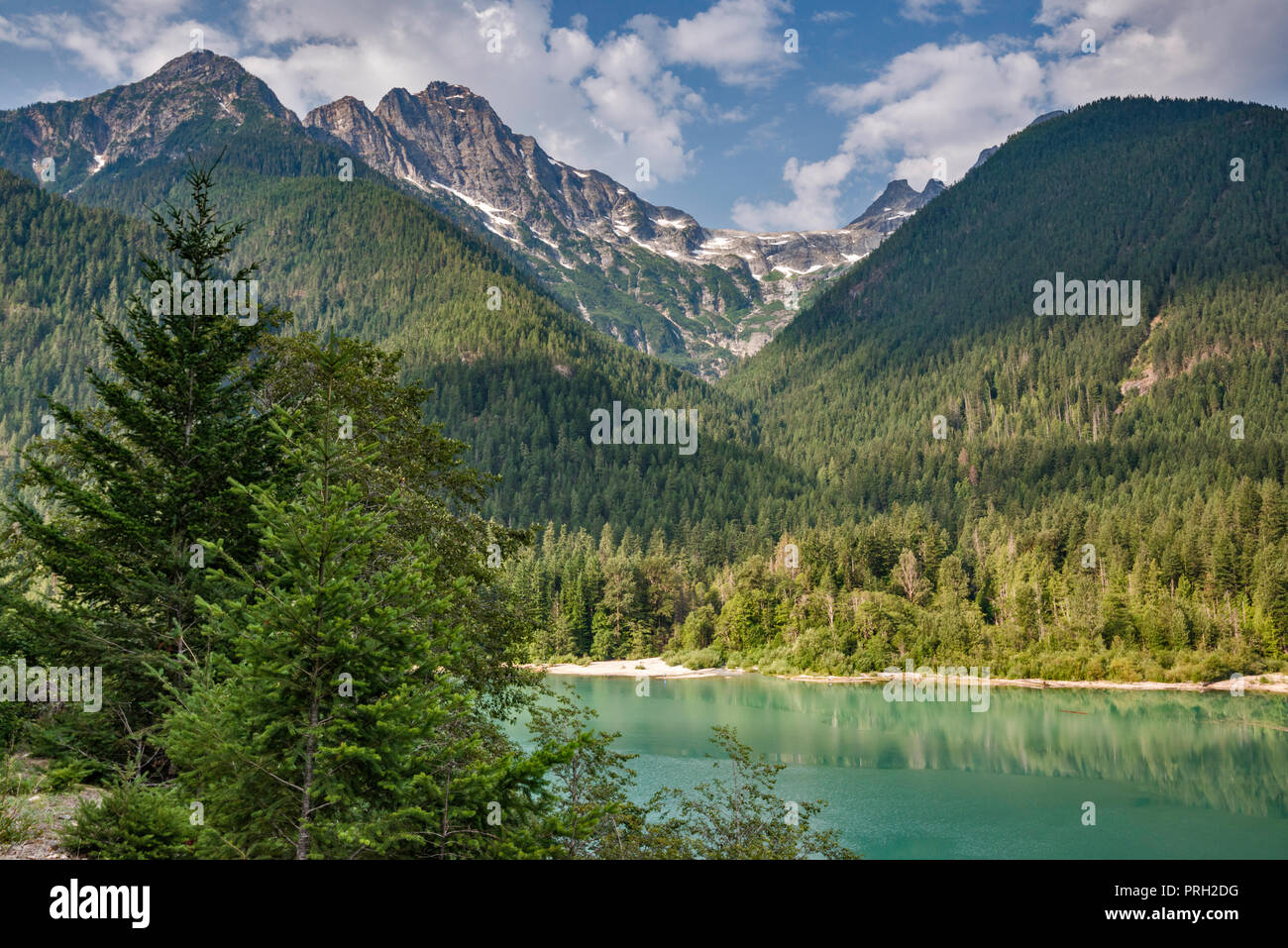Pyramid Peak, Pinnacle Peak, Paul Bunyans Stump, North Cascades ...