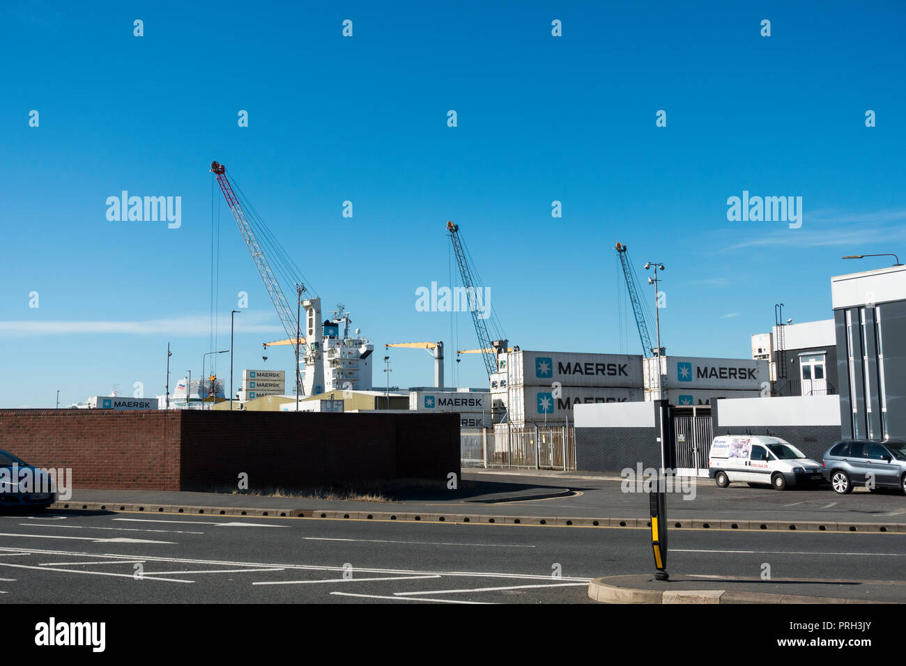 Maersk freight containers hi-res stock photography and images - Alamy