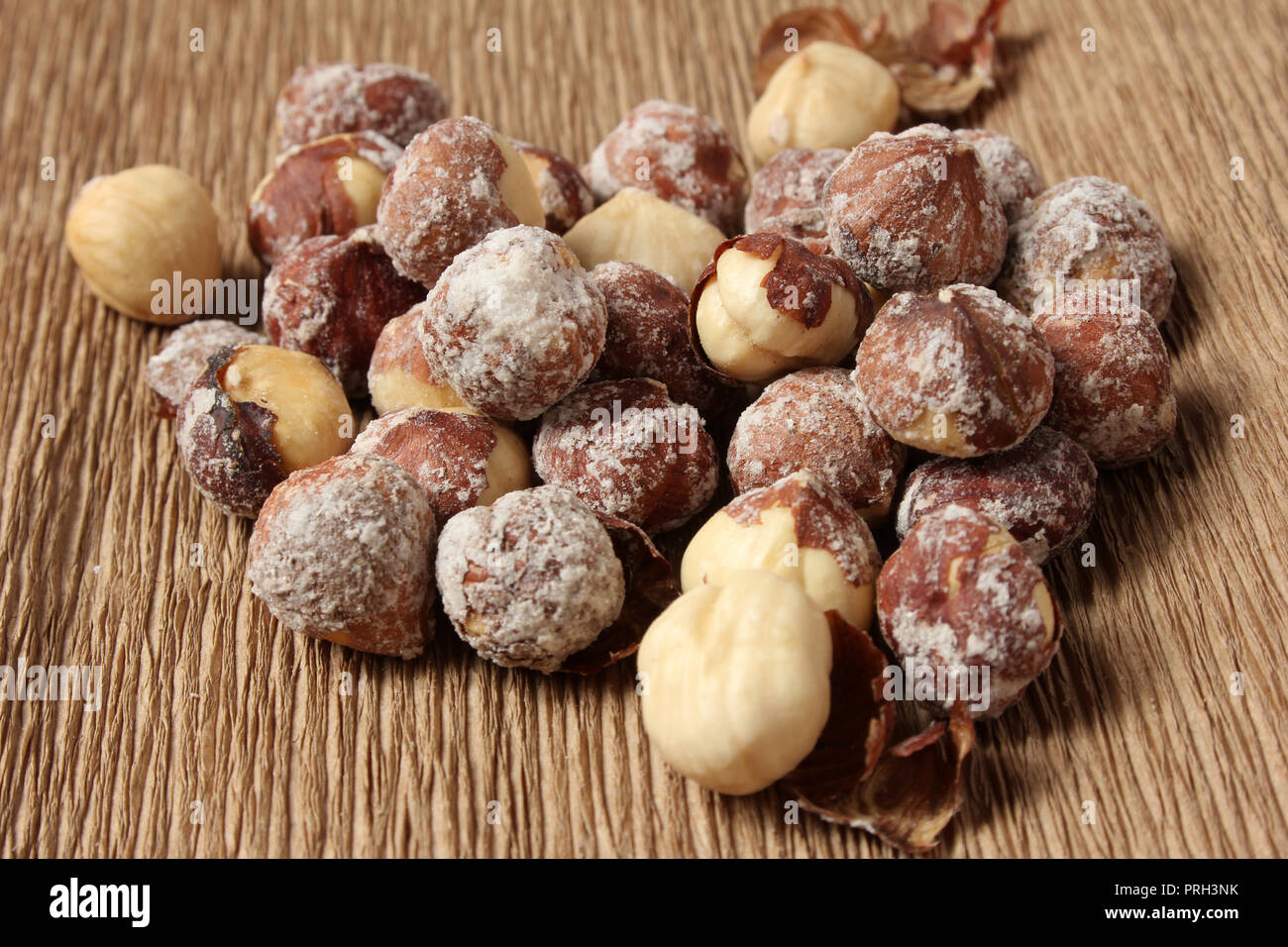 Filbert cake hi-res stock photography and images - Alamy