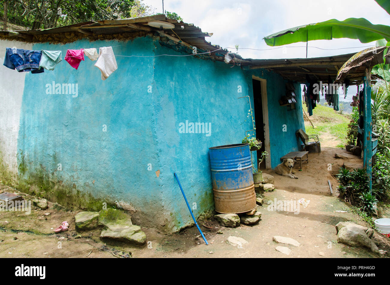 Lack of basic services hi-res stock photography and images - Alamy