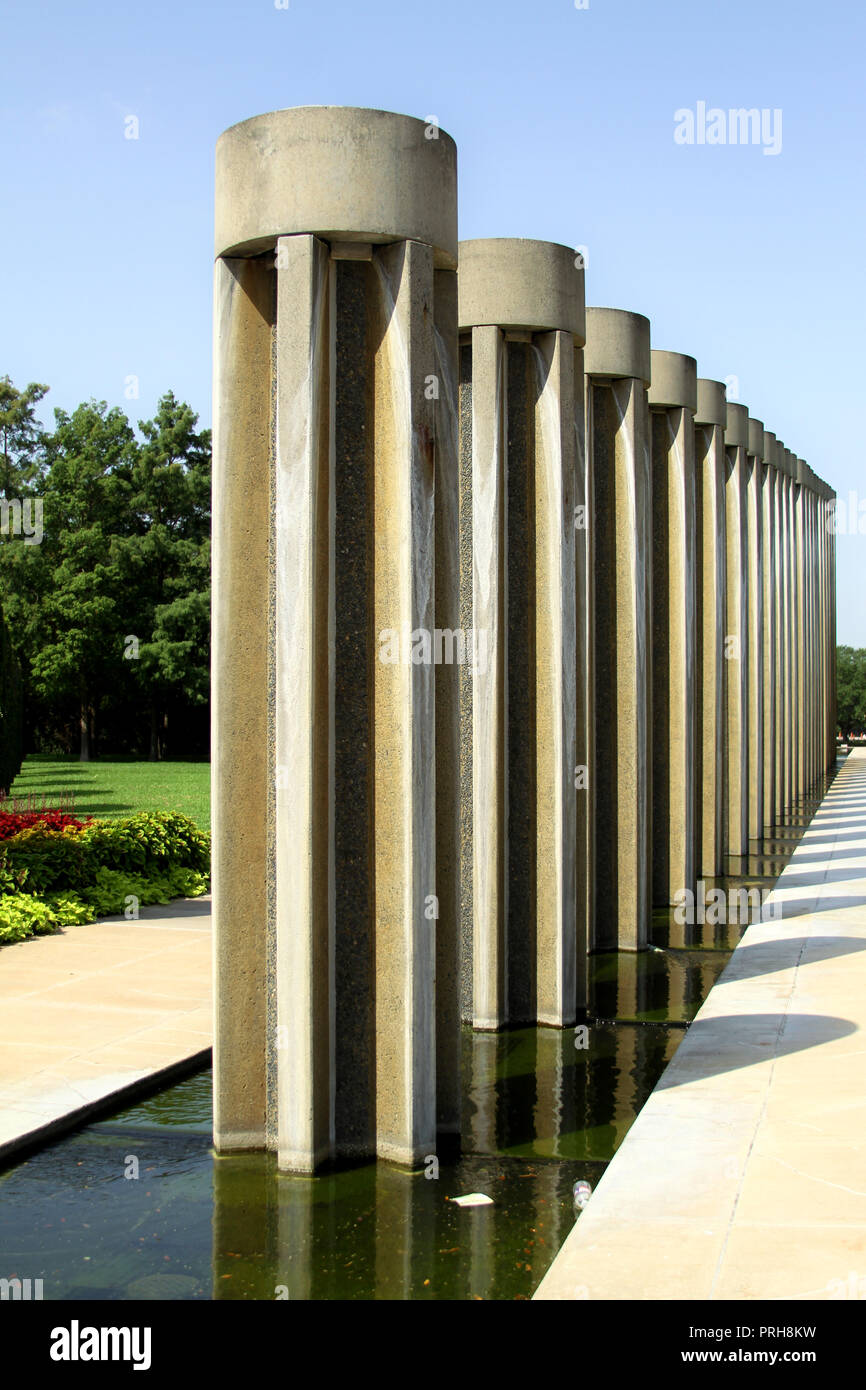 Repeating stone pillars Stock Photo - Alamy