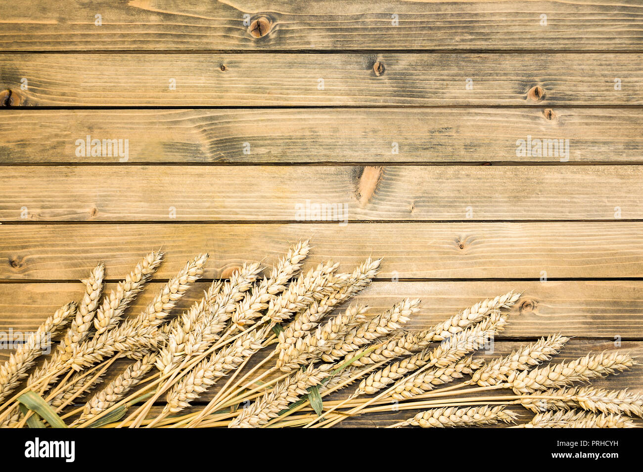 Wheat background hi-res stock photography and images - Alamy
