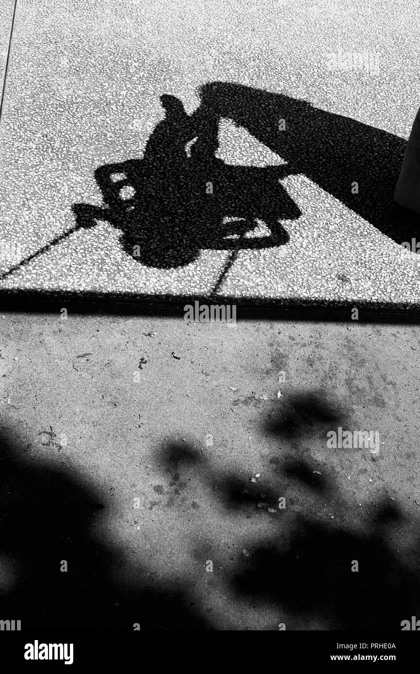 Shadow shadows child Black and White Stock Photos & Images - Alamy