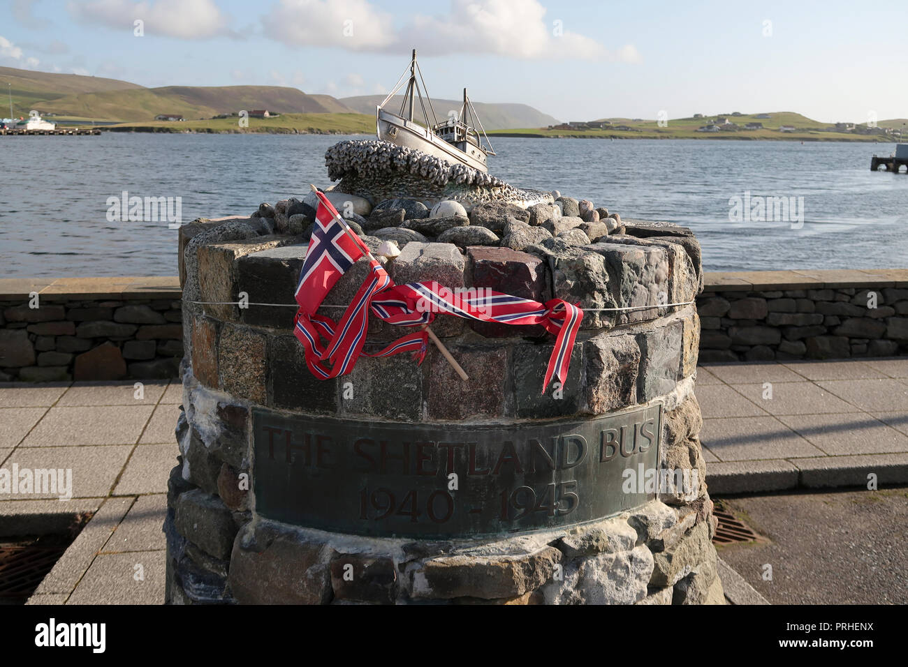 Shetland bus hi-res stock photography and images - Alamy