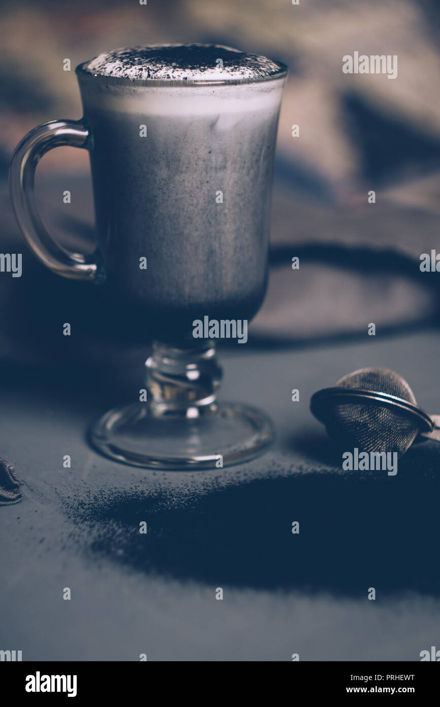Goth bar hi-res stock photography and images - Alamy