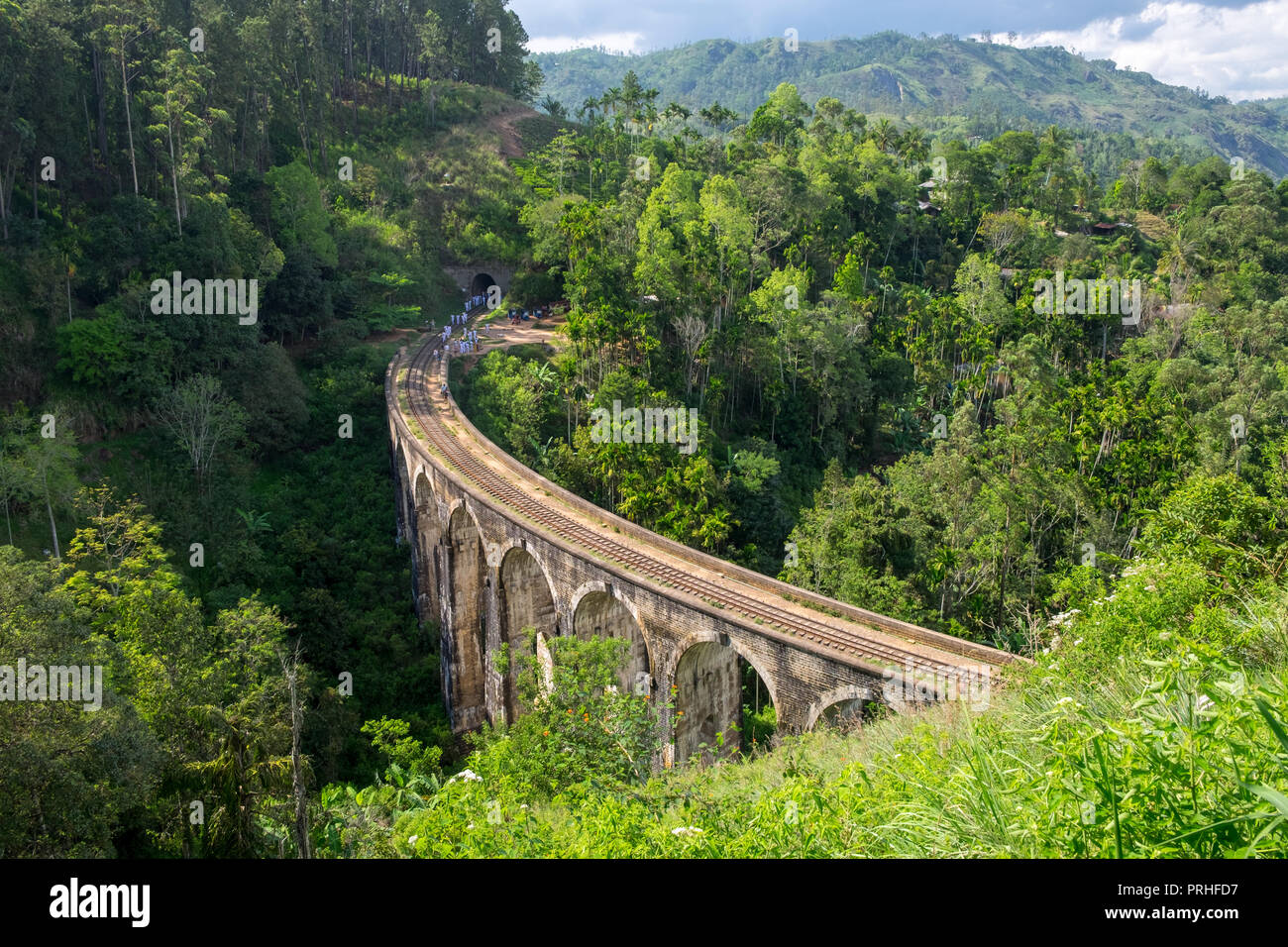 Nine arches hi-res stock photography and images - Alamy
