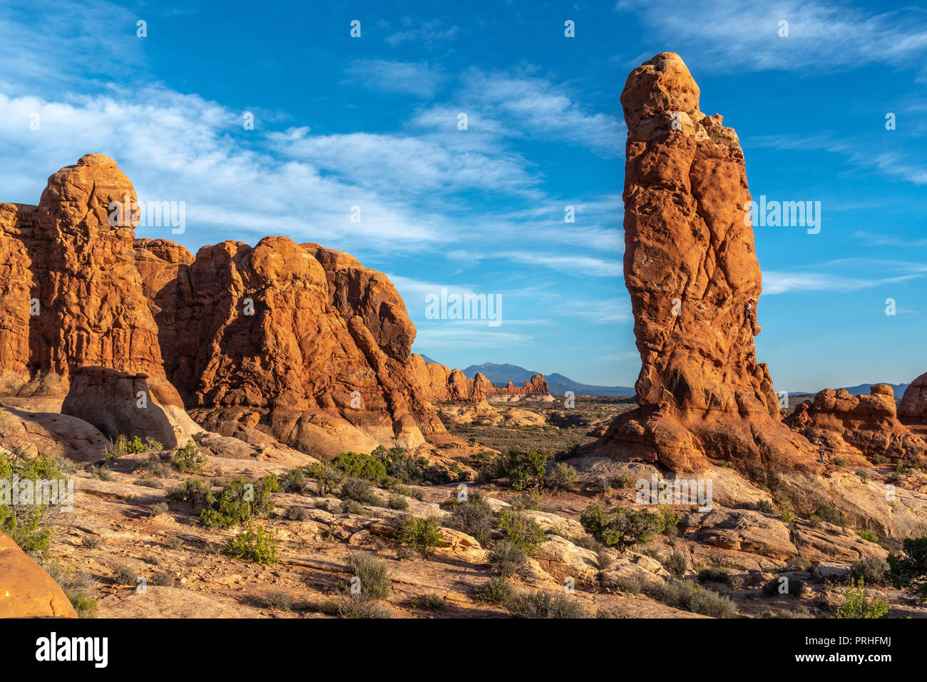 Garden red arches hi-res stock photography and images - Alamy