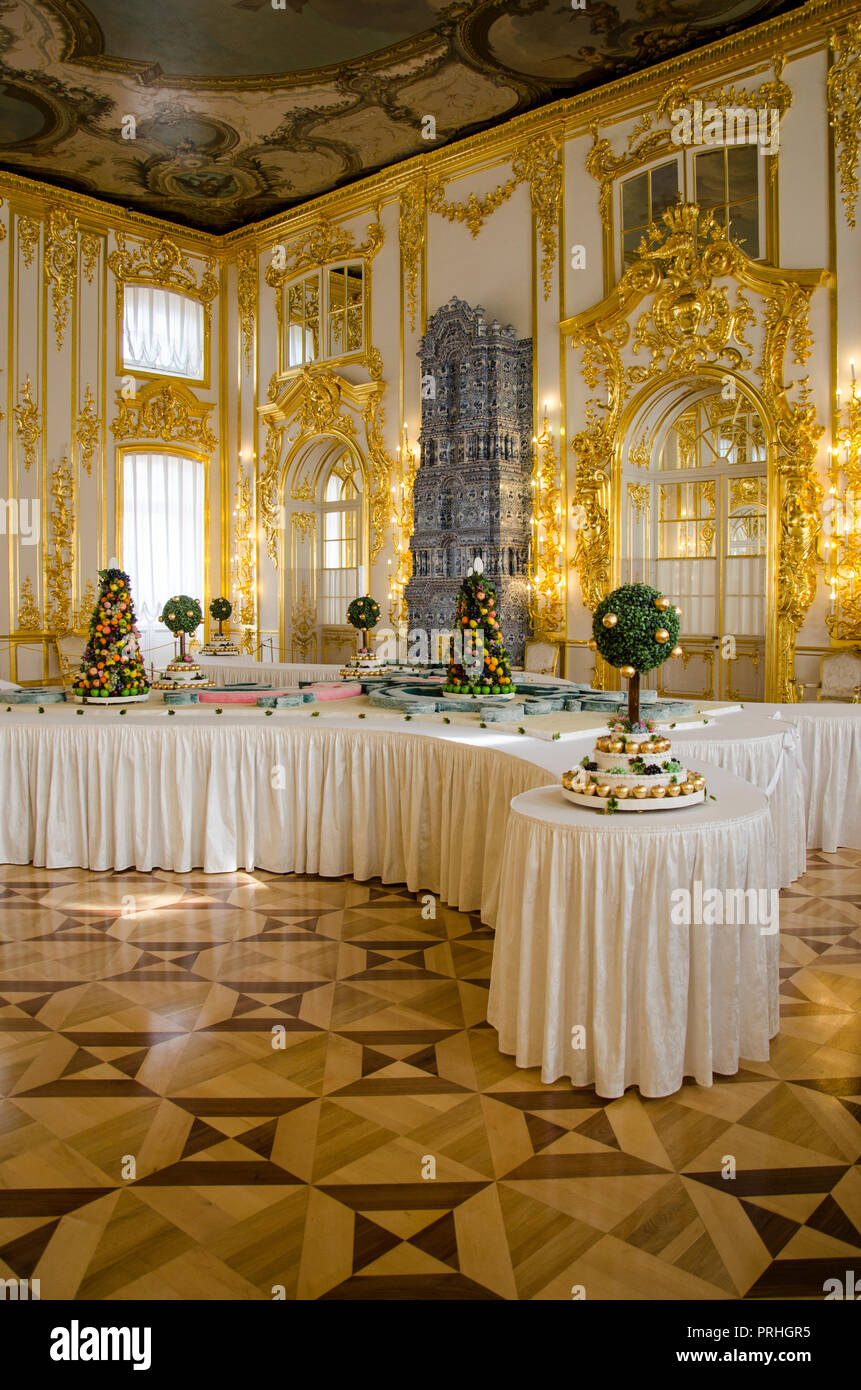 Inside Catherine Palace is a Rococo palace - Tsarskoye Selo (Pushkin ...