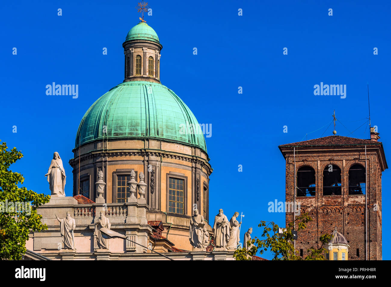 Italy Piedmont Vercelli cathedral dome and bell tower Stock Photo - Alamy