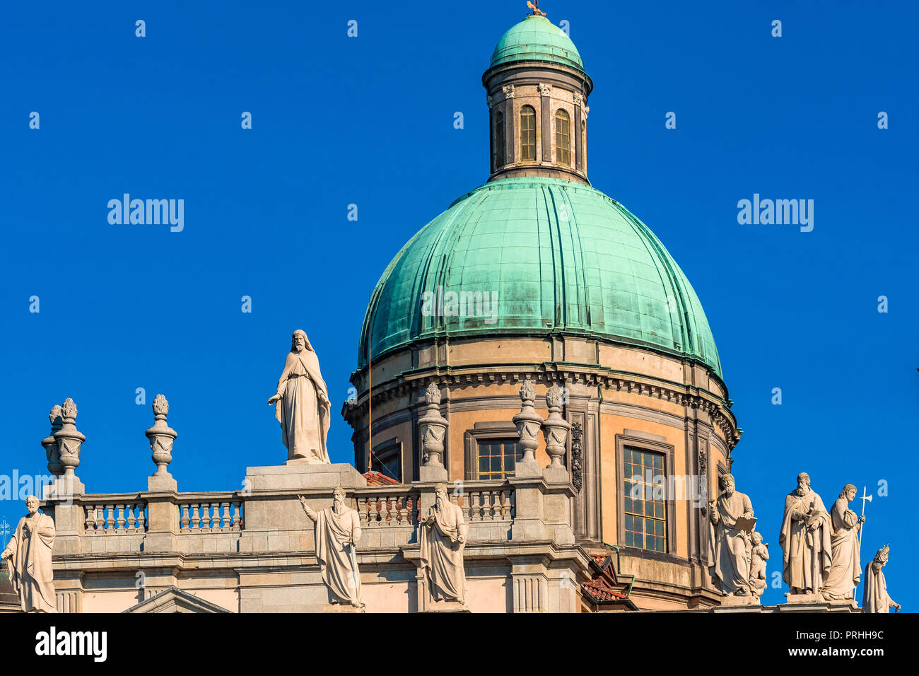 Italy Piedmont Vercelli cathedral dome Stock Photo - Alamy