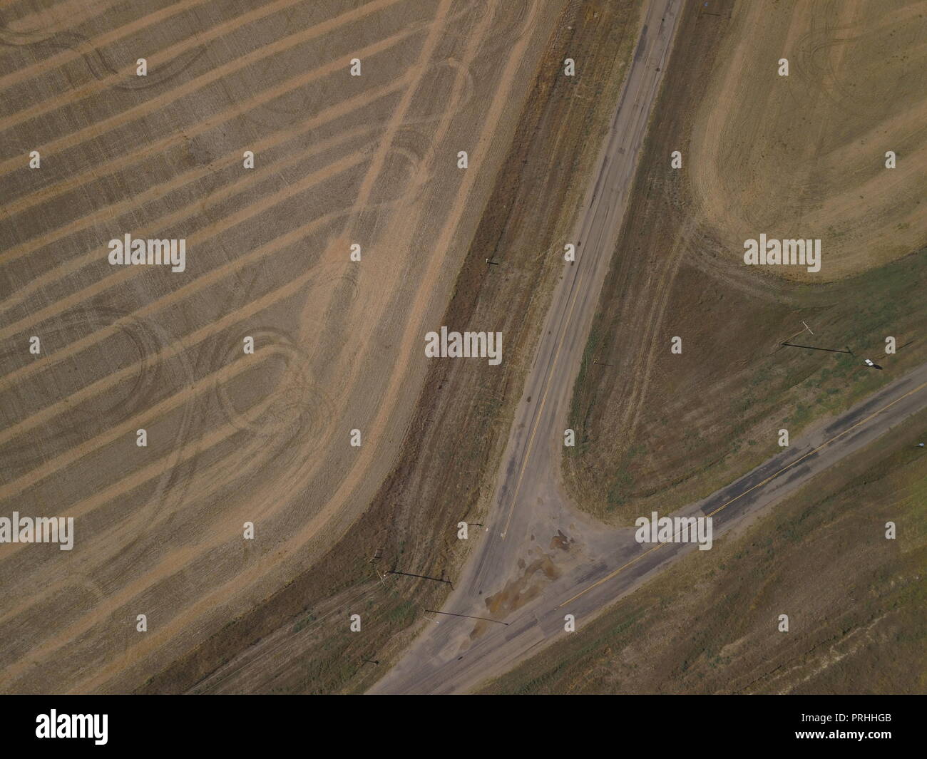 Saskatchewan wheat fields aerial hi-res stock photography and images ...