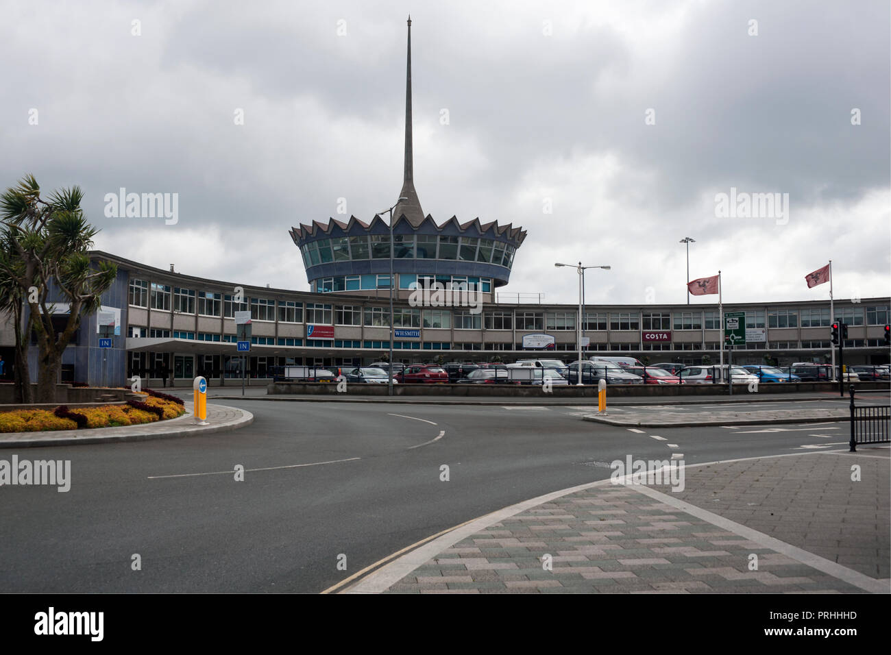 Ferry passenger terminal history hi-res stock photography and images ...