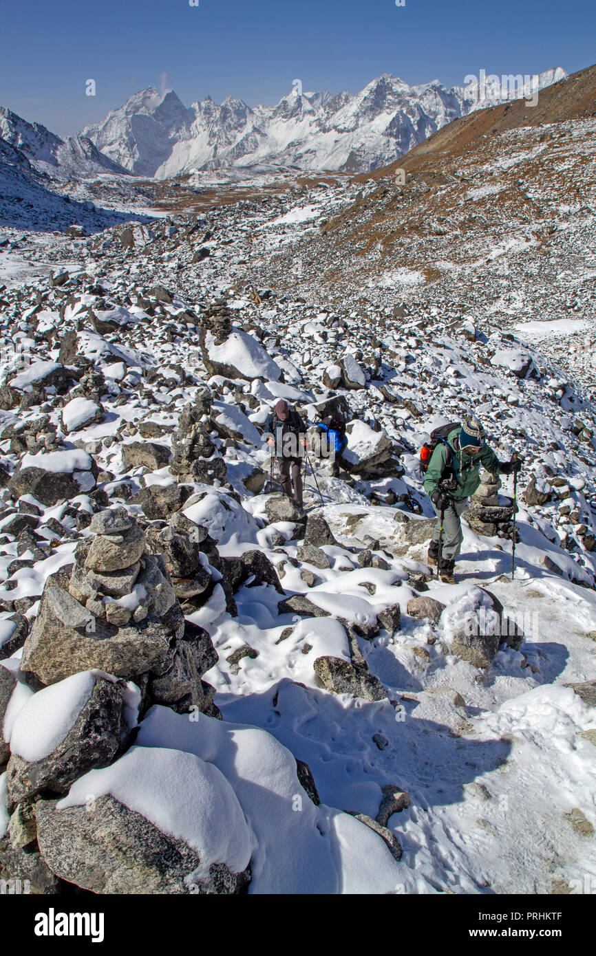 Trekking trekkers hikers hi-res stock photography and images - Alamy