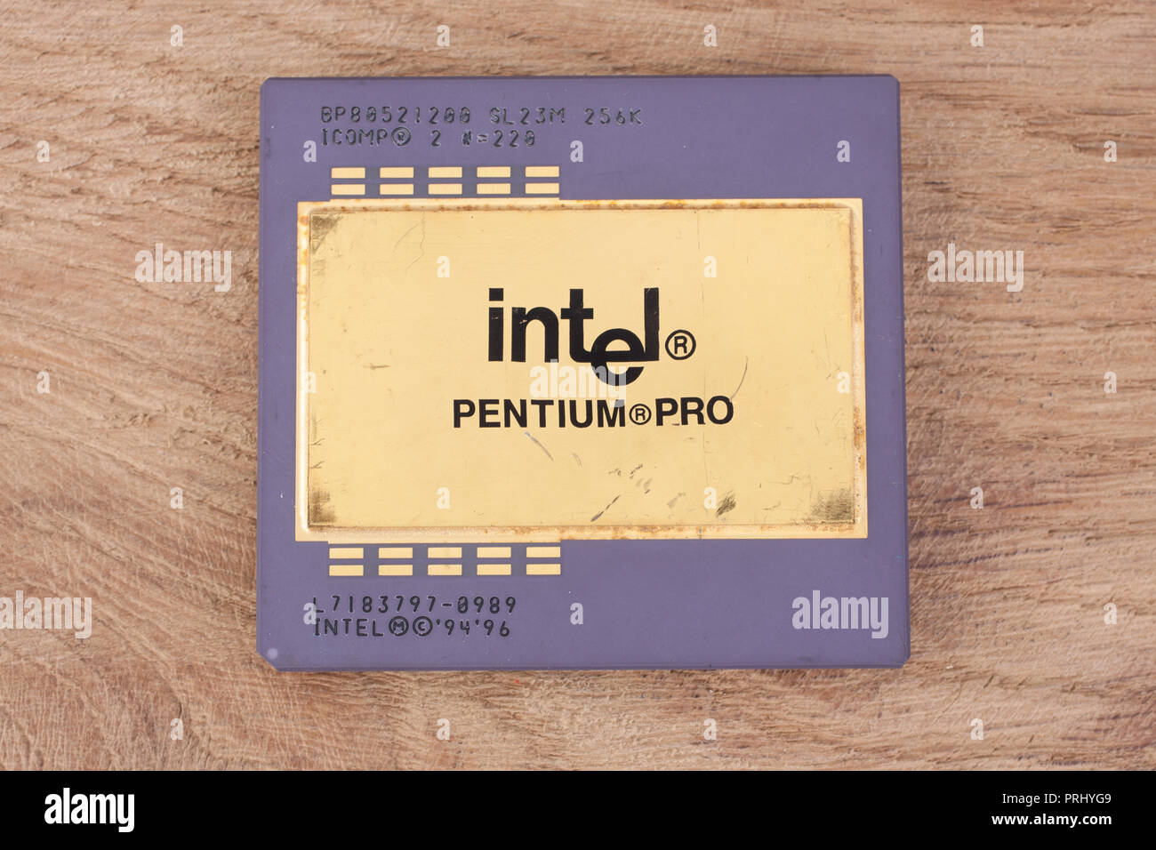 Old intel cpu hi-res stock photography and images - Alamy