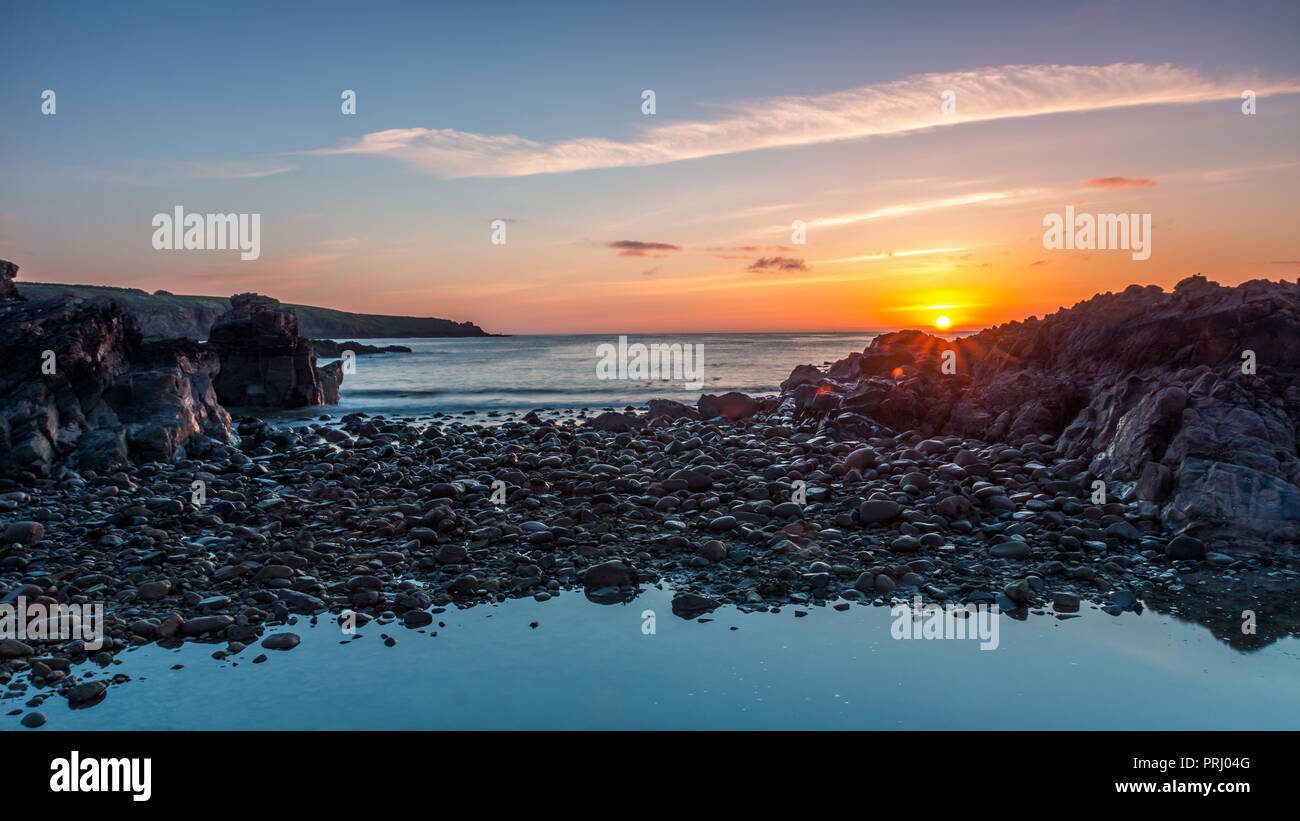 Cove bay aberdeen hi-res stock photography and images - Alamy