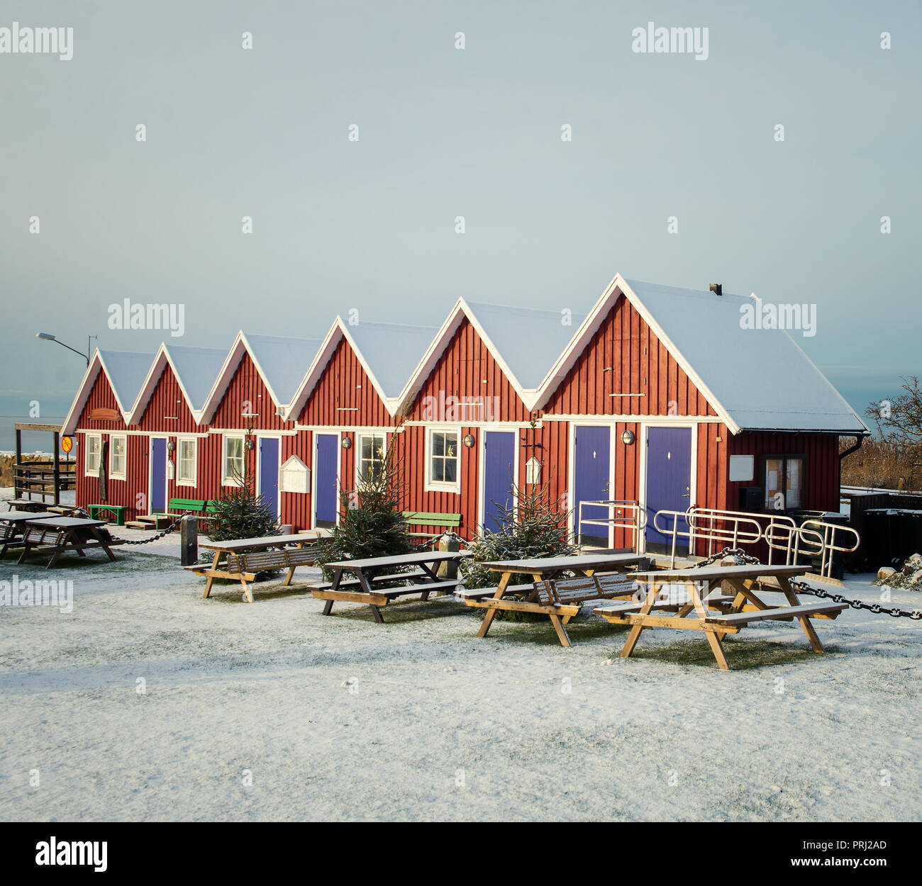 Swedish red house hi-res stock photography and images - Alamy