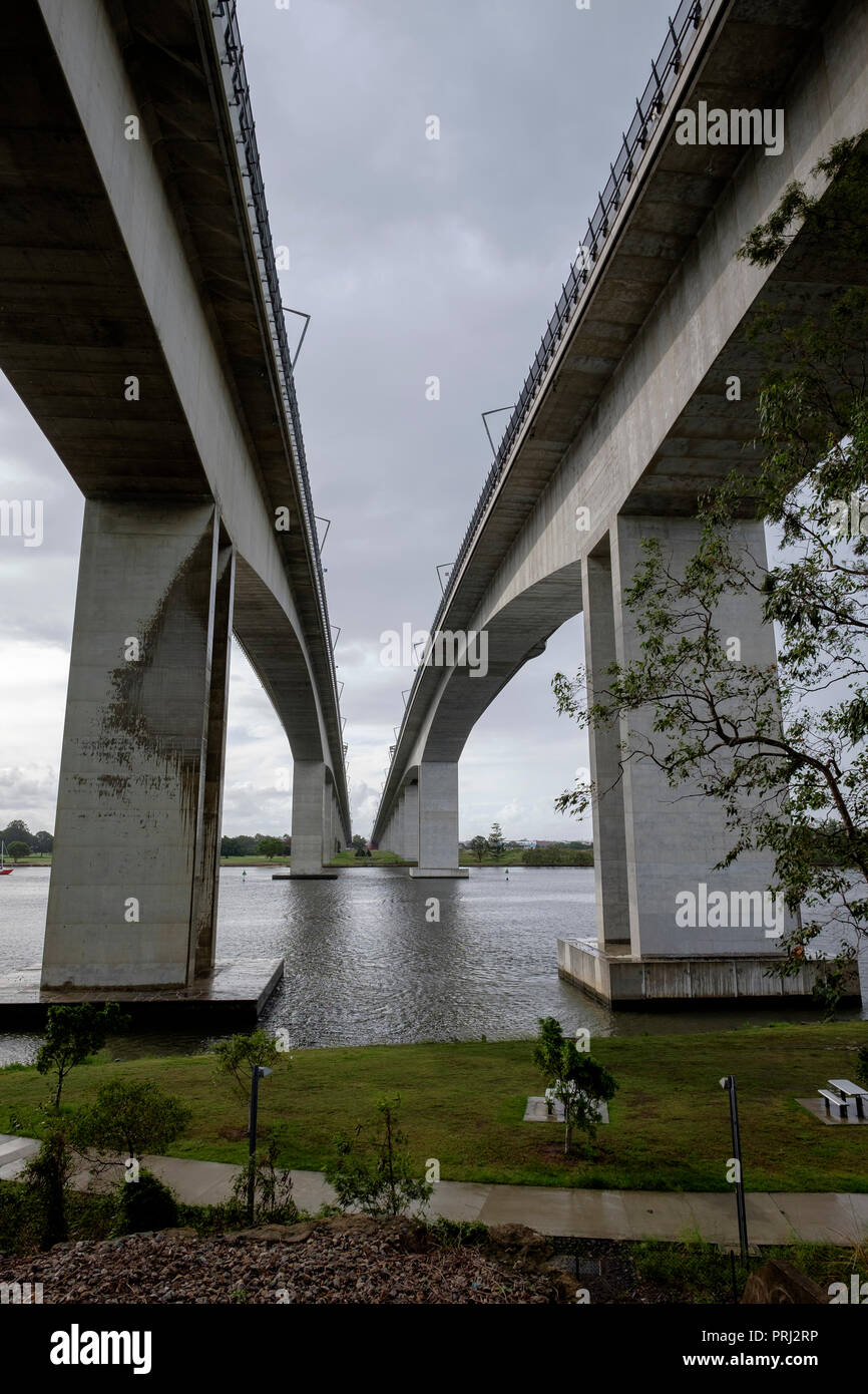 Gateway Bridge Brisbane Australia Stock Photos & Gateway Bridge ...