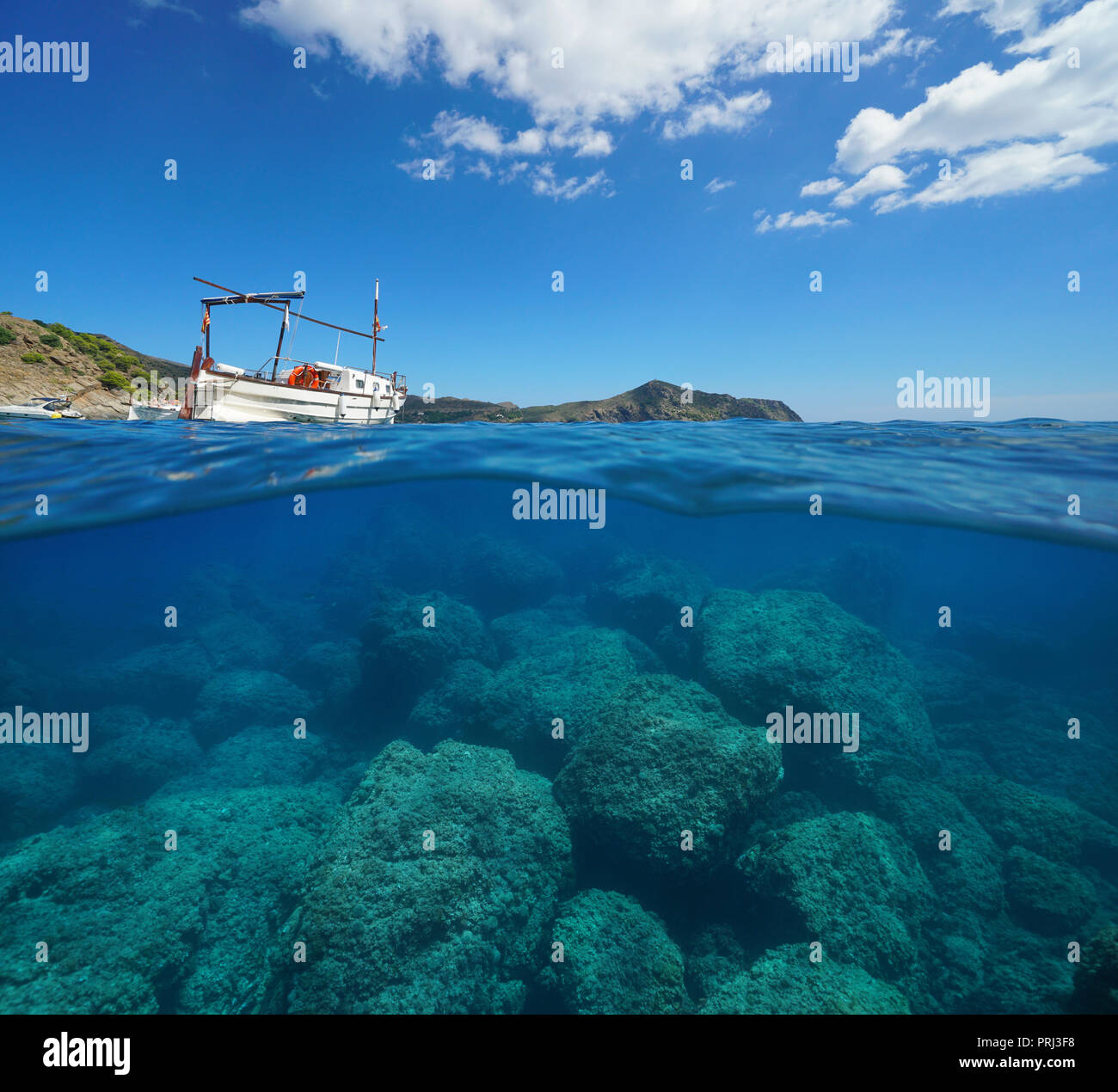 Split underwater hi-res stock photography and images - Alamy