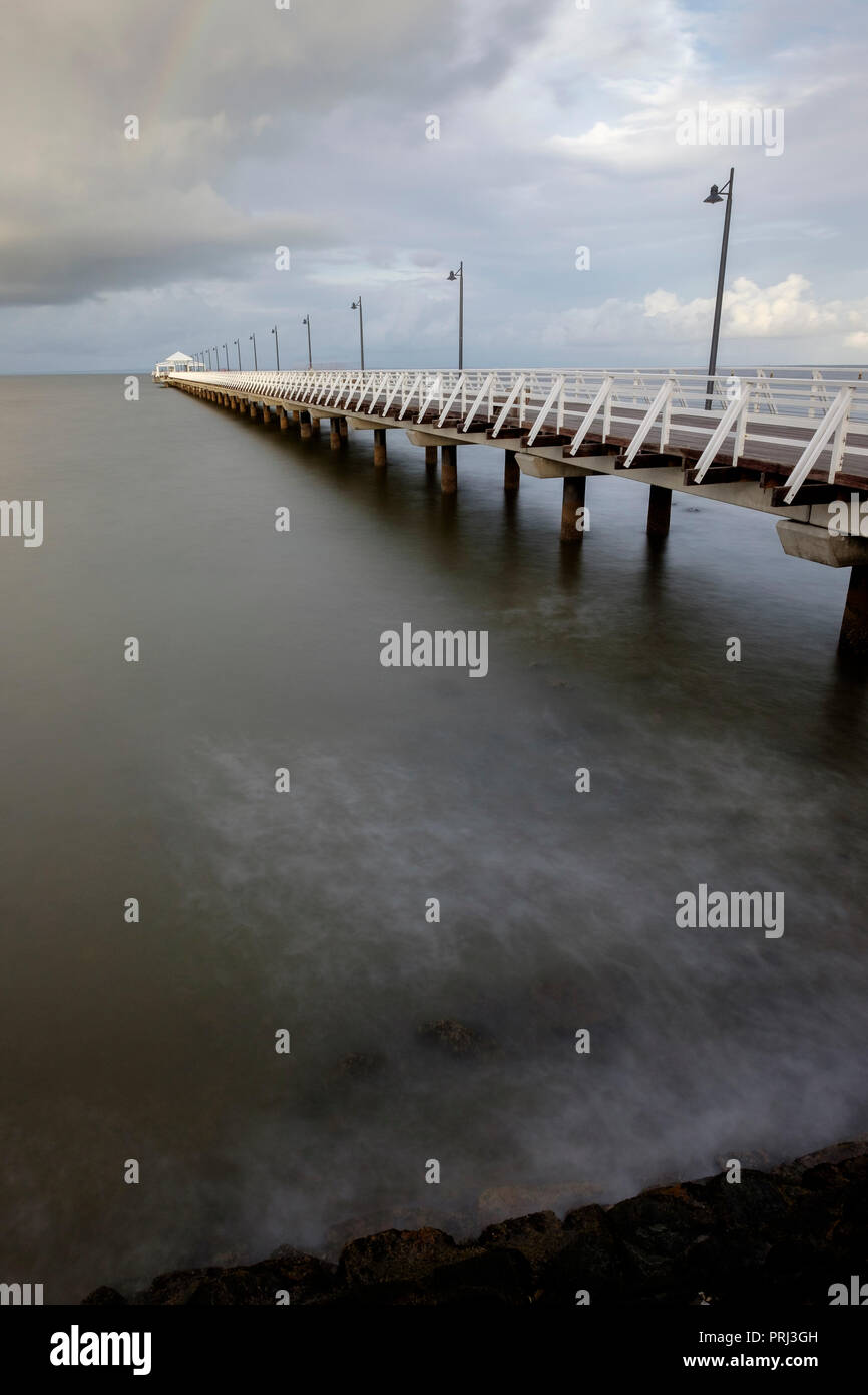 Sandgate queensland hi-res stock photography and images - Alamy