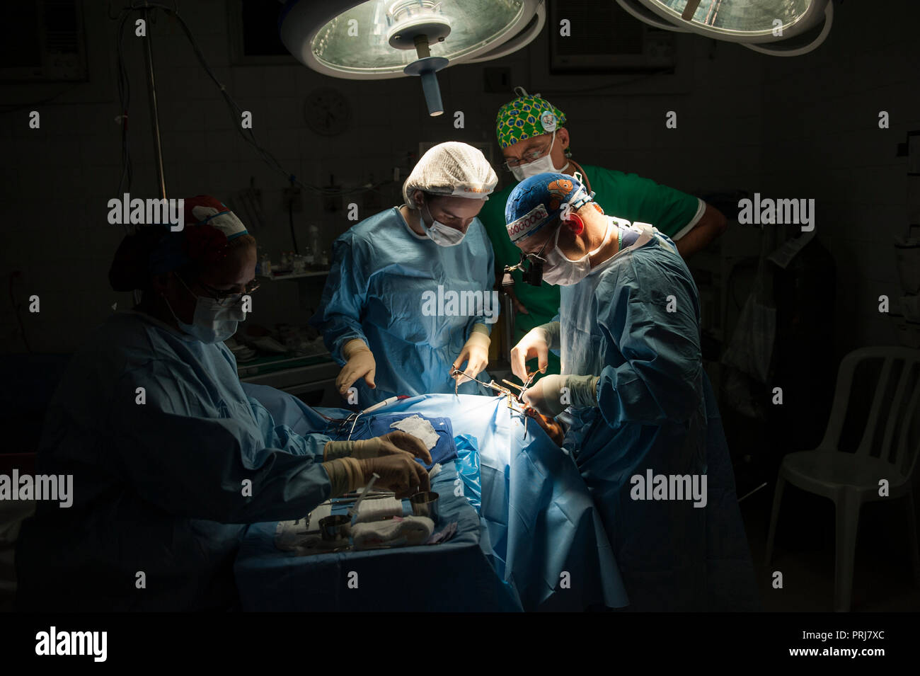 Medical Team Performing Surgical Operation Stock Photo - Alamy