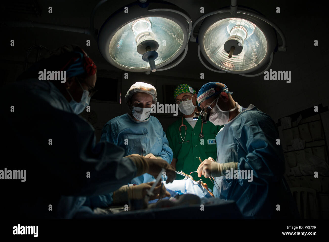 Medical Team Performing Surgical Operation Stock Photo - Alamy