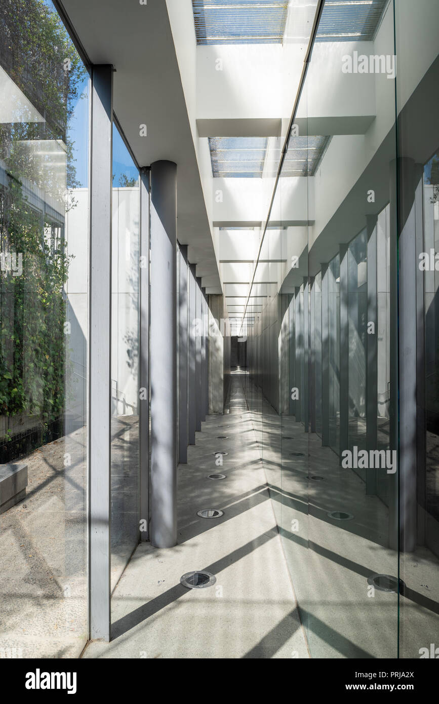 Israels national museum hi-res stock photography and images - Alamy