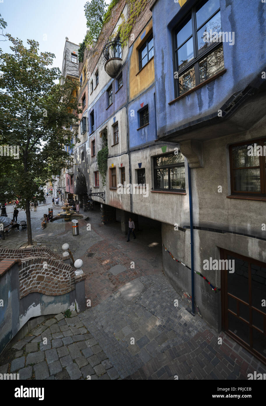 The Hundertwasser Village and house in Vienna is one of the most ...