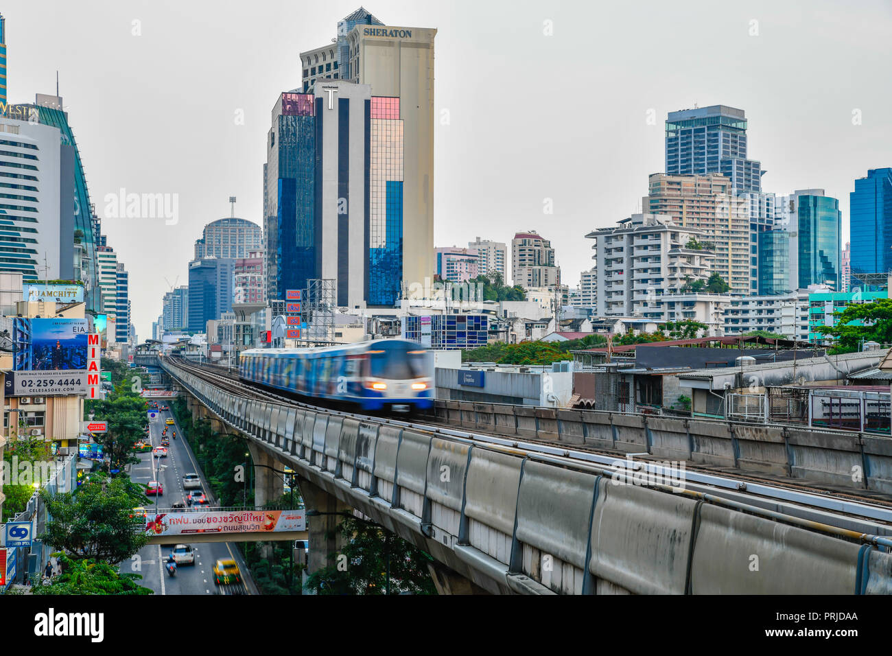 Bangkok mass transit system hi-res stock photography and images - Alamy