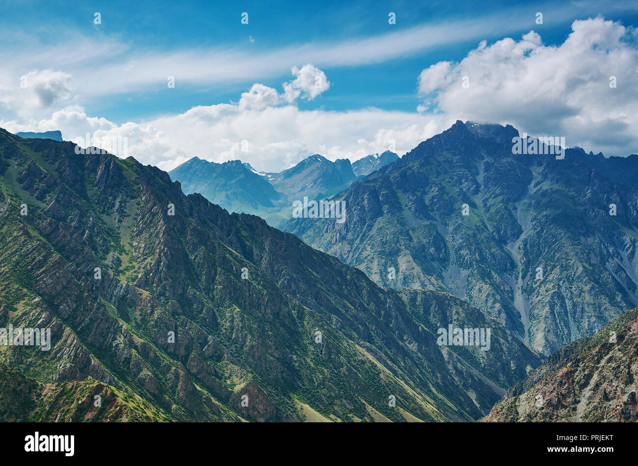 Too-Ashuu Pass , Osh-Bishkek road. 3150m. Kyrgyzstan Stock Photo - Alamy