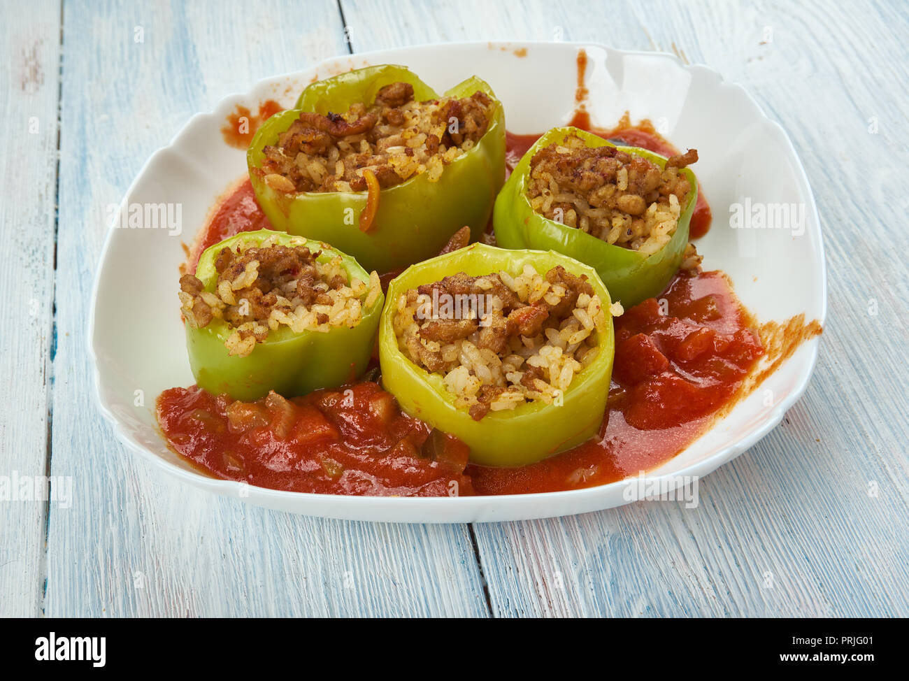 Filfil mahshi hi-res stock photography and images - Alamy