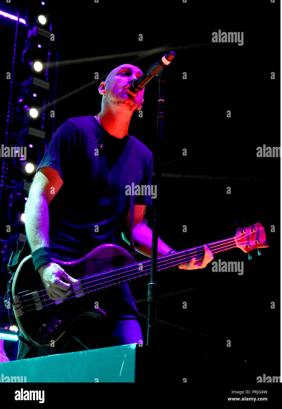 Breaking Benjamin and Five Finger Death Punch on co-headlining tour ...