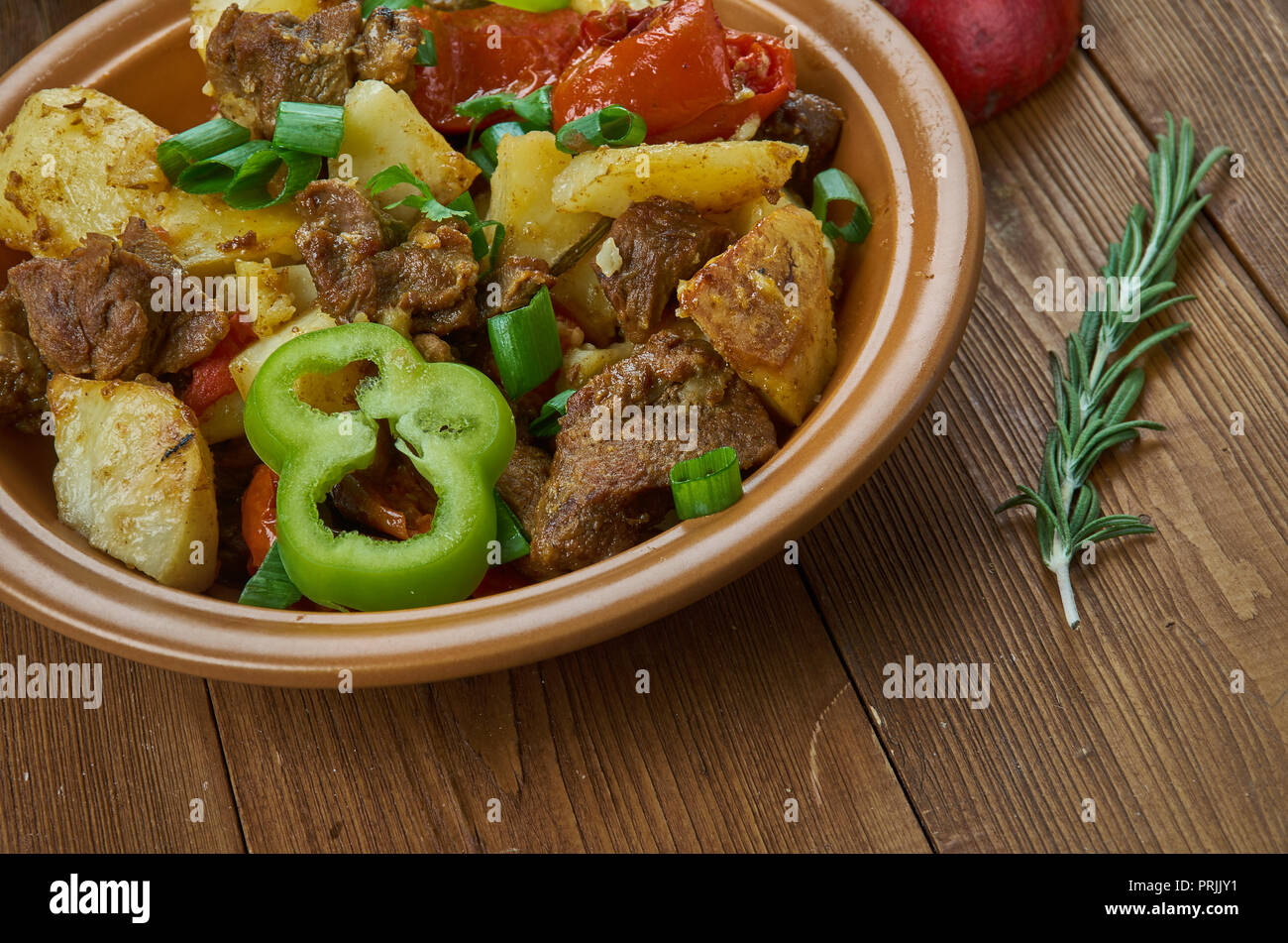 Tapaka arcahs ,Lamb with vegetables in a pan, Armenian cuisine ...