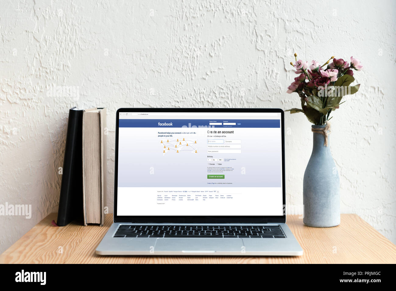 Facebook on laptop nobody hi-res stock photography and images - Alamy