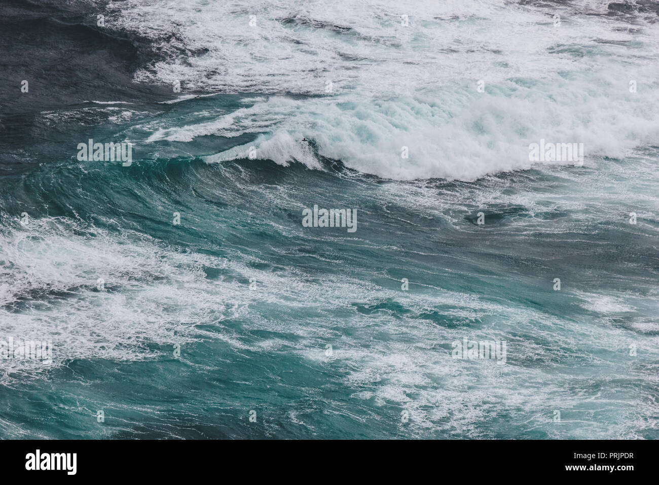 Background shot sea water foamy hi-res stock photography and images - Alamy